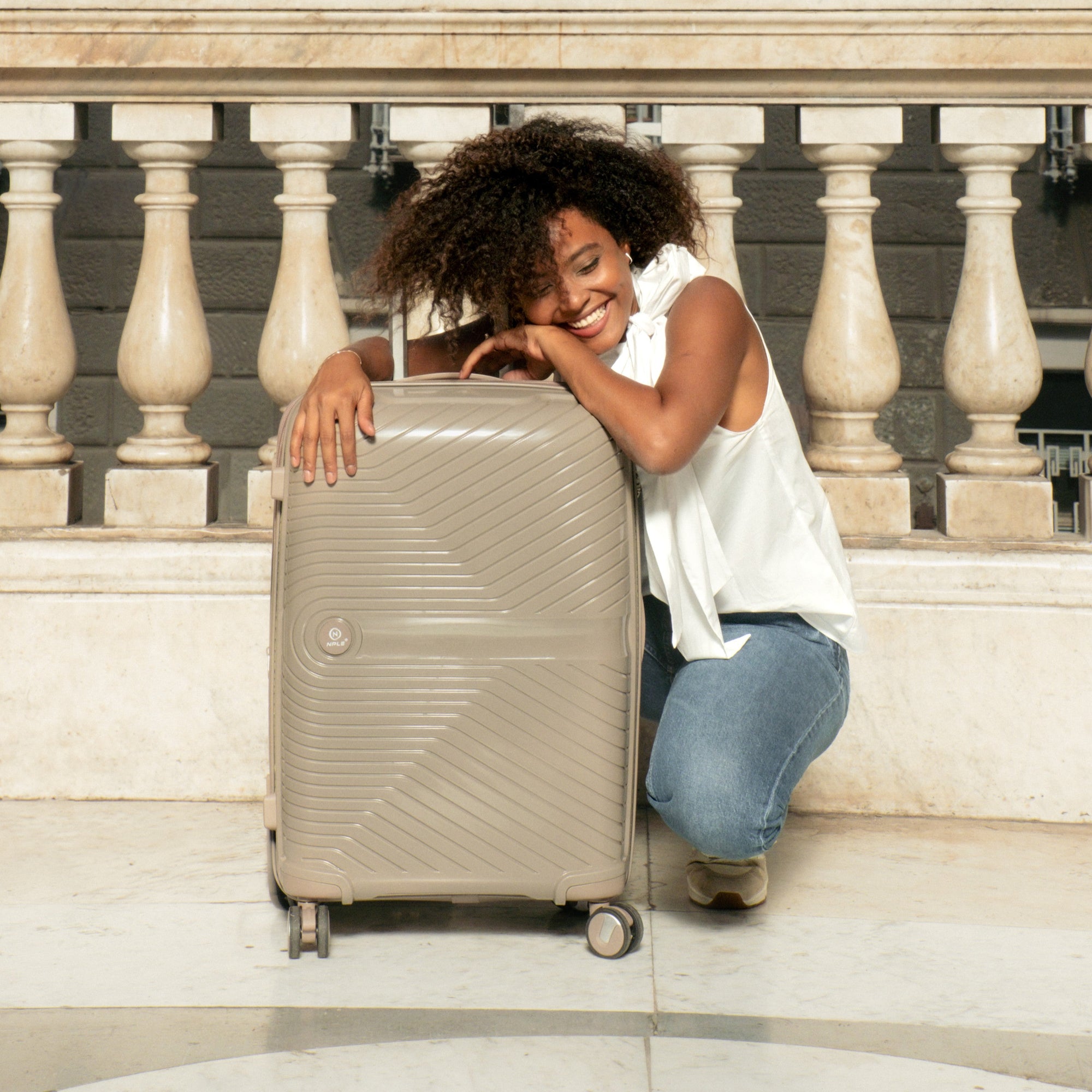 NPLE- INSIEME OVUNQUE. AZIENDA ITALIANA DI VALIGIE E ZAINI